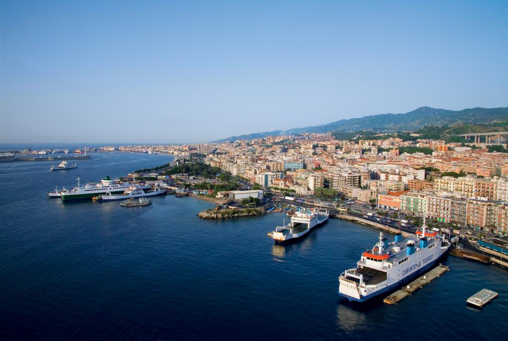 La compagnia Siremar | Caronte & Tourist